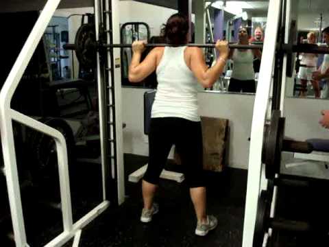 ASHLEY BONNEAU 115 LBS - YouTube