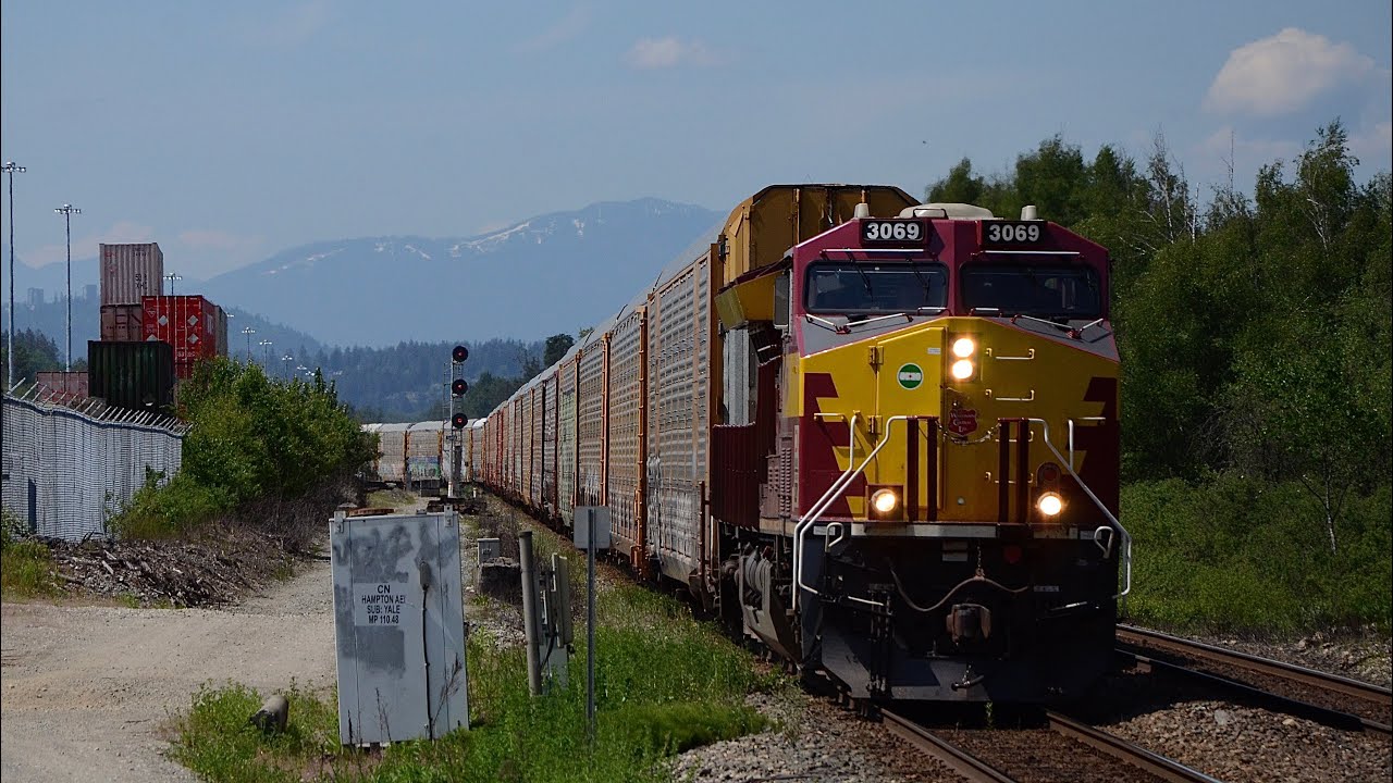 CNR Train Spotting HD: CN 3069 East, M356 departing Hampton BC: 2023 ...