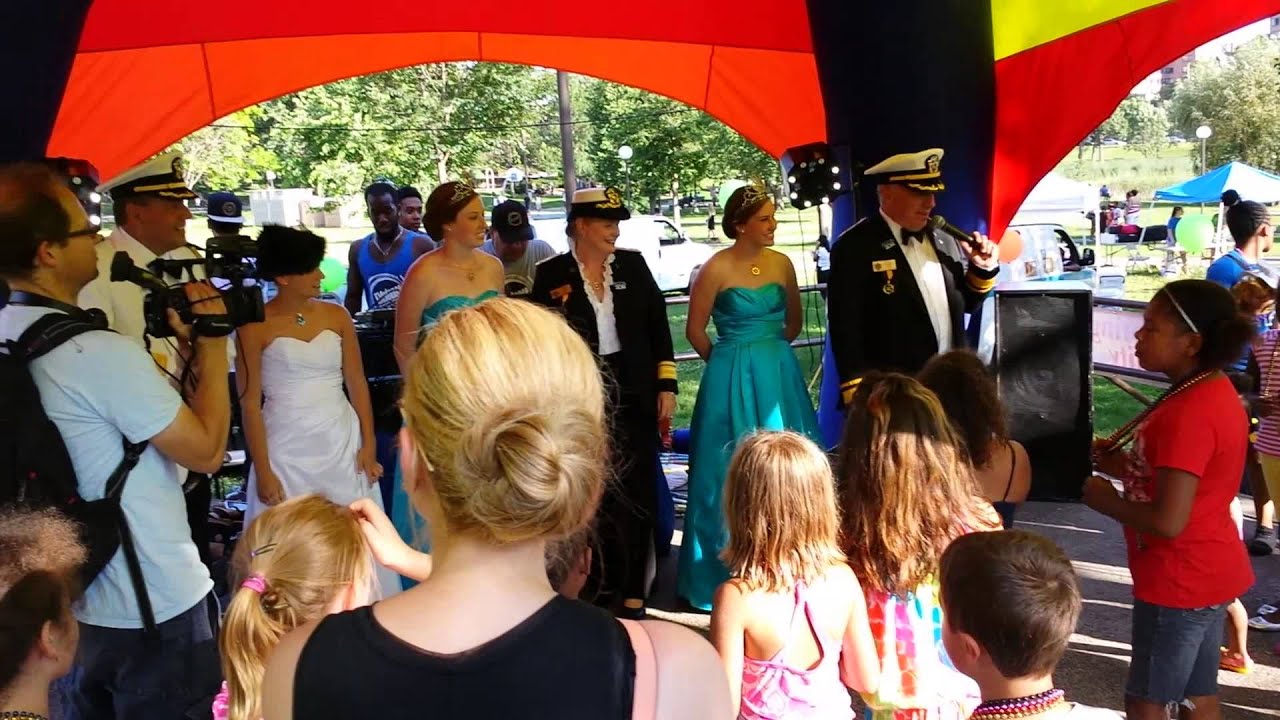 Dj Party Tent / Kidsdance, with MPLS Aquatennial Party - YouTube