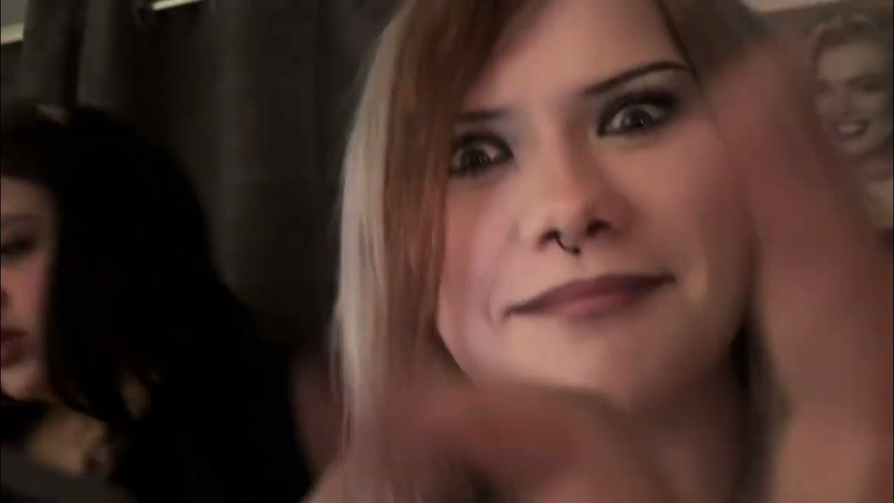 Surprise birthday party for Sav😻 - YouTube