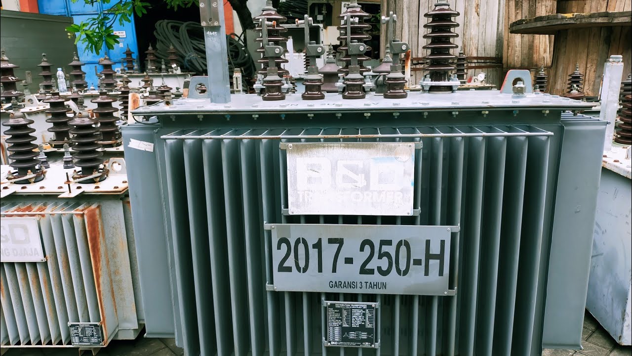 Trafo 250 kVA - YouTube