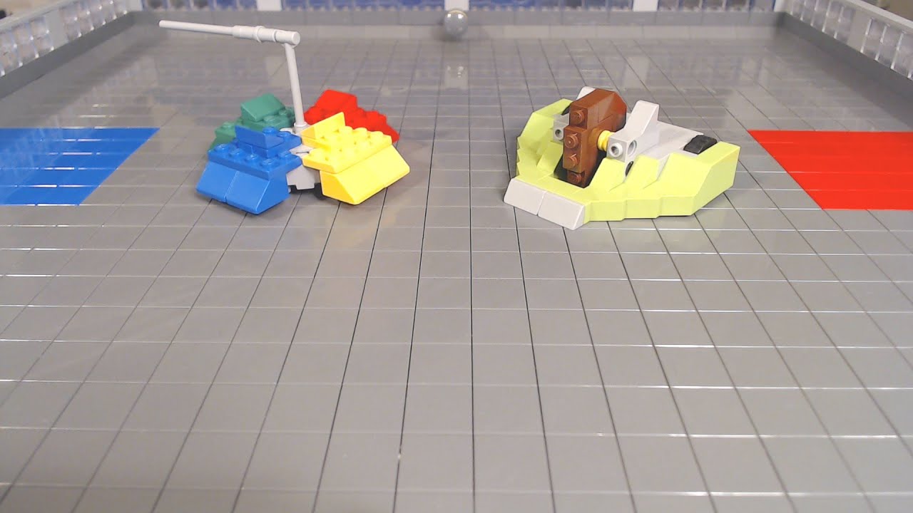 Lego Battlebots Bombshell vs Gigabyte - YouTube