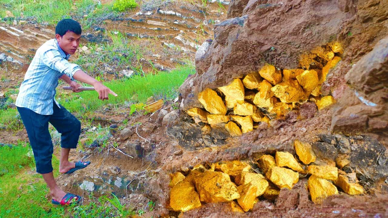 omg recovered the gold treasure from mountain hole- a man found gold ...
