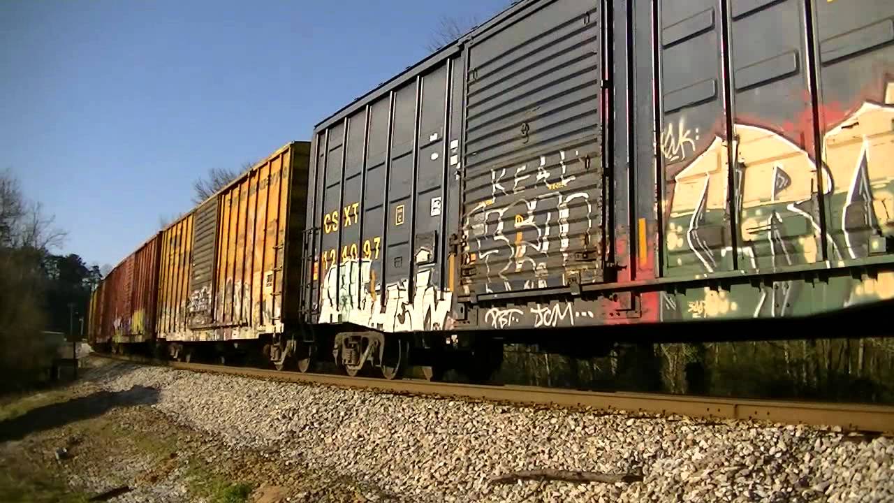 CSX 331 Leads CSX Q581-03 in Dalton, GA - YouTube