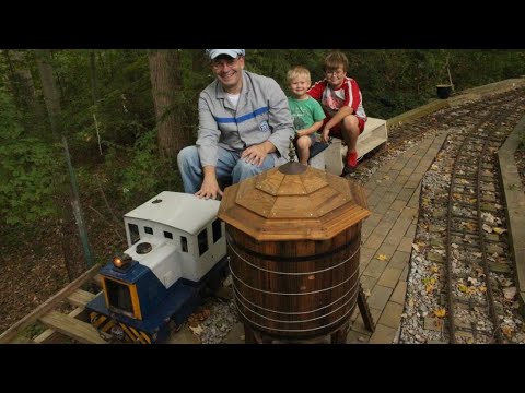 Live Diesel Train at the Whiskey Creek Railway Block Party Doepke ...