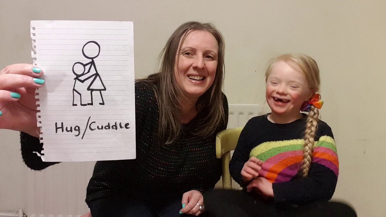 Makaton for 'Hug' / 'Cuddle' 💕 - YouTube