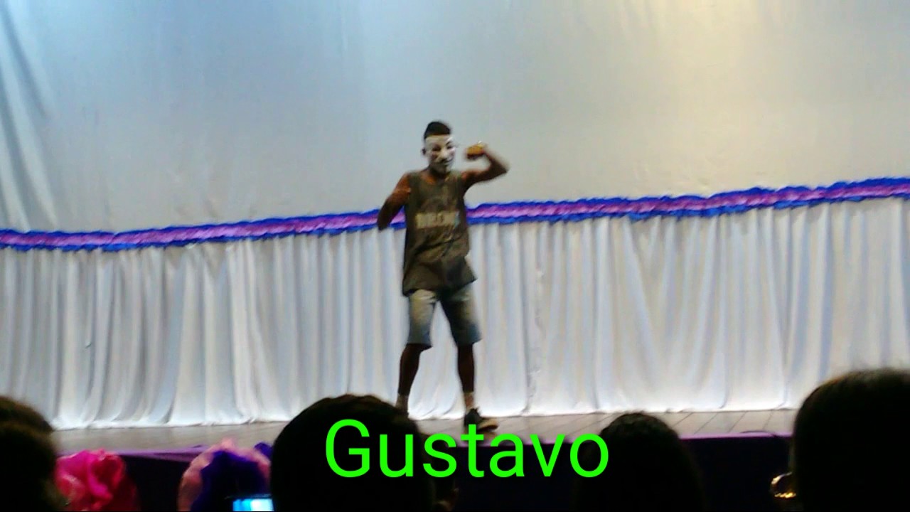 Dançando Funk/// Parte 23 (apresentação na escola) - YouTube