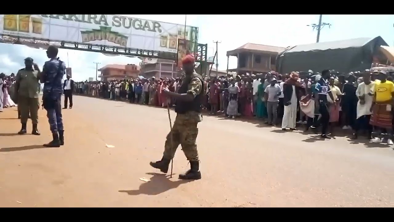 The BUSOGA people writing Kyabazinga on way bugembe - YouTube
