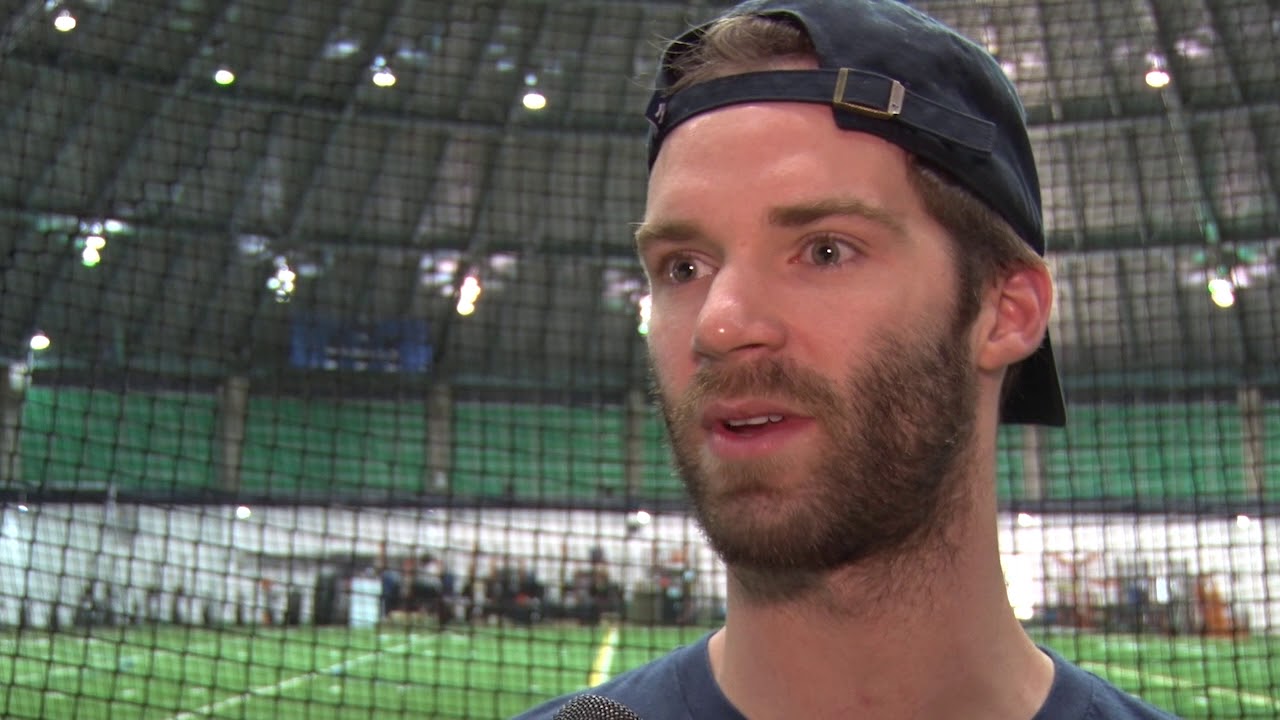 Ryan Simmons Previews Colgate - YouTube