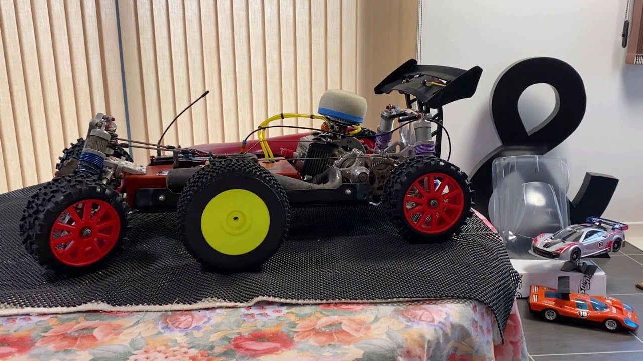 LE ELCON TRAX PAR TONTON P.Y - YouTube