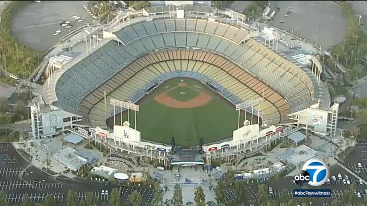 Dodgers front office reflects on 2022 season - YouTube