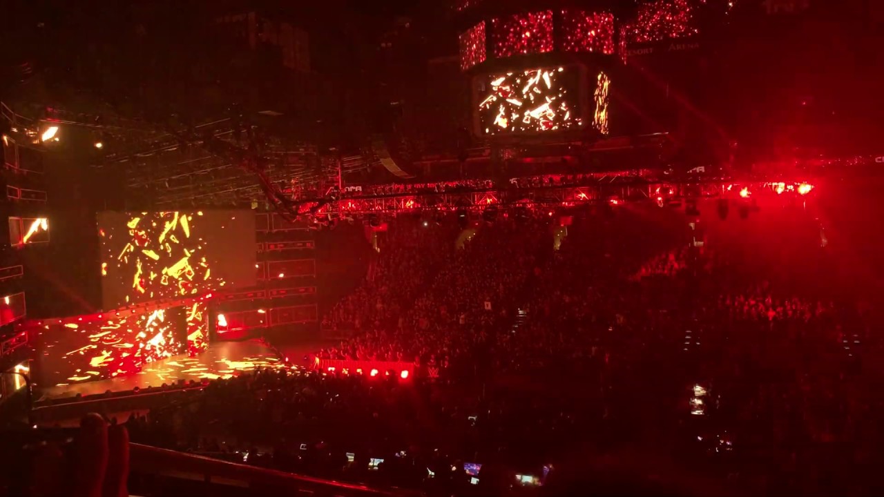 Tommaso Ciampa - NXT Phoenix Takeover Entrance Live - HD - YouTube