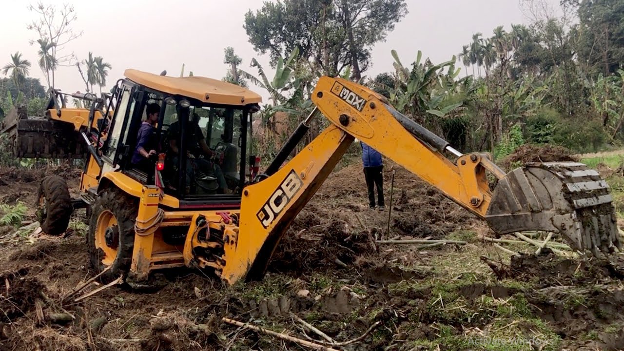 Backhoe 3DX Stunt ! Backhoe Uprooting Bamboo Roots Floating In The Mud ...