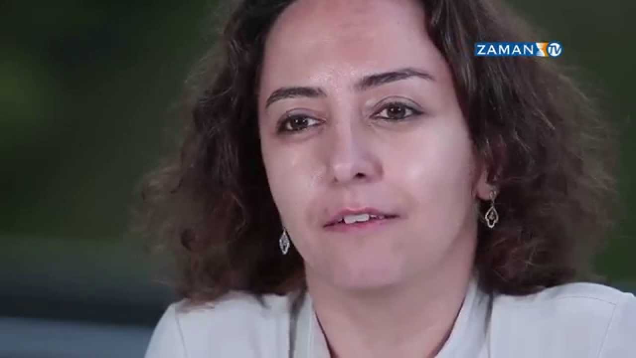 Sevgi Akarçeşme: Zaman'da yazı yazmak hem ateşten gömlek hem de bir ...