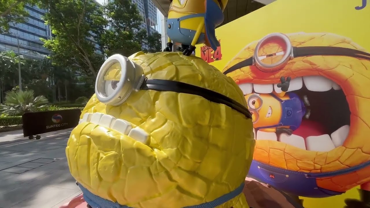 Mega Minion Jerry - Despicable Me 4 Mega Mission | SUNTEC CITY 2024 ...