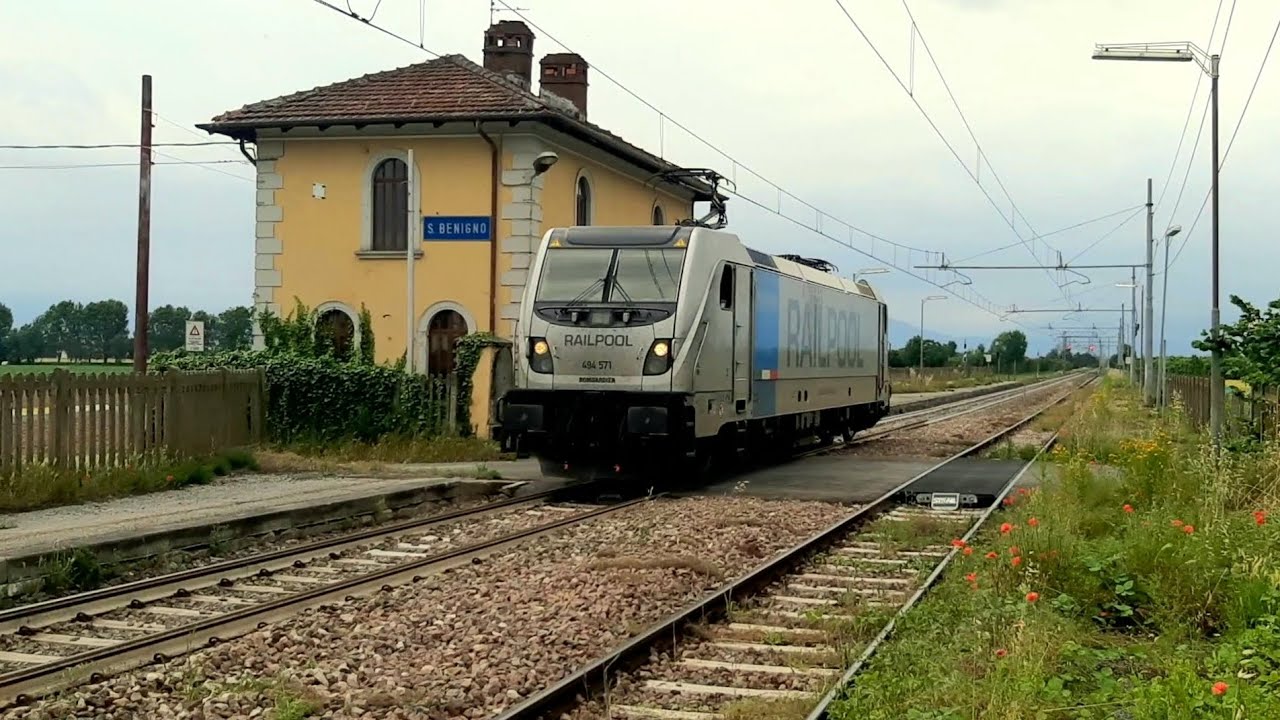 E494-571 RAILPOOL CAPTRAIN LIS in transito a San benigno di cuneo - YouTube