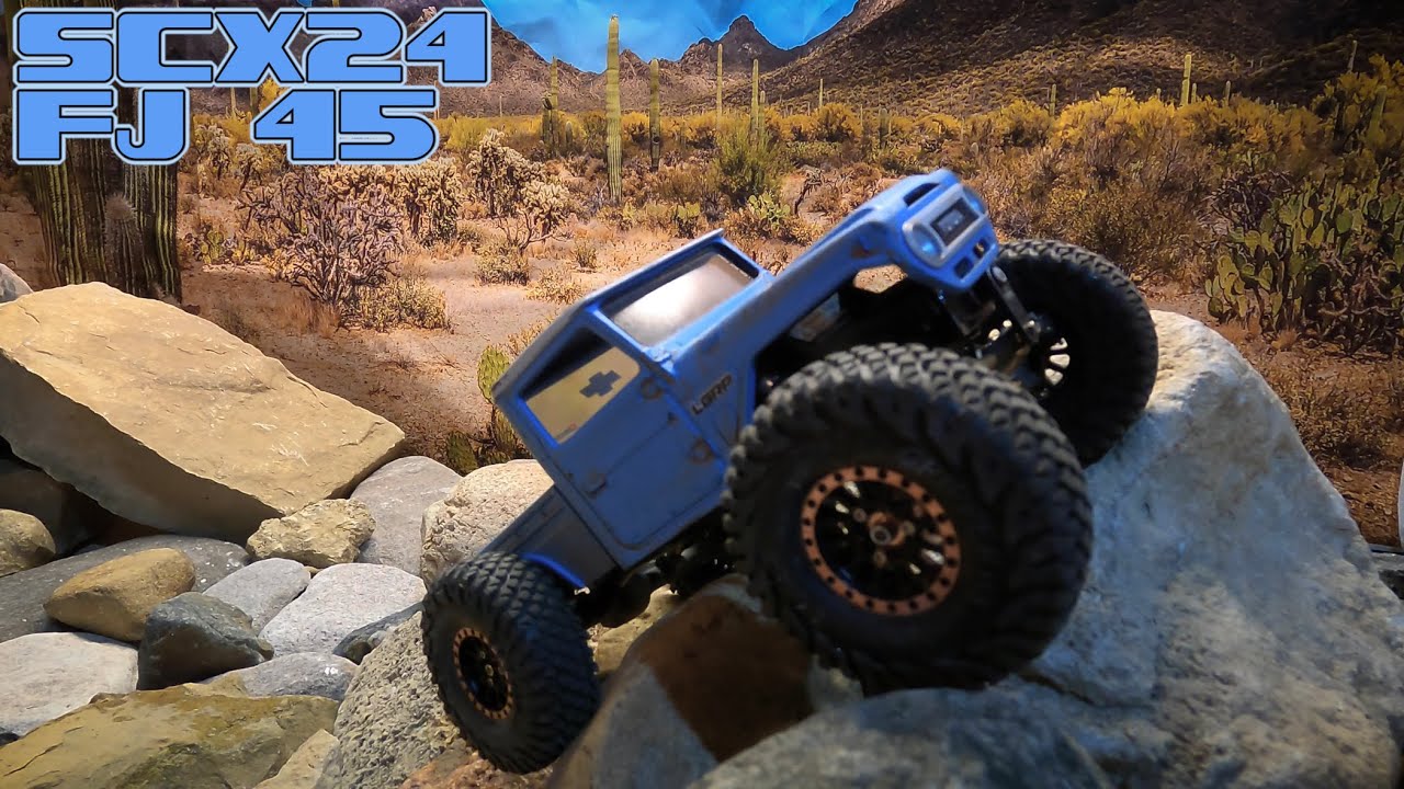 SCX24 FJ45 Indoor Course & Gates - YouTube