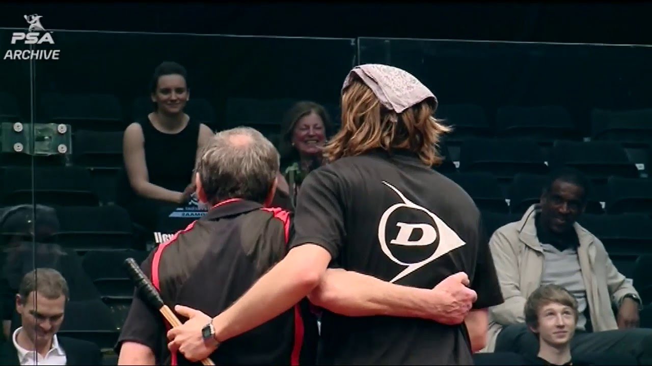 Squash: Jonah Barrington v Joey Barrington - 2010 Exhibition - YouTube