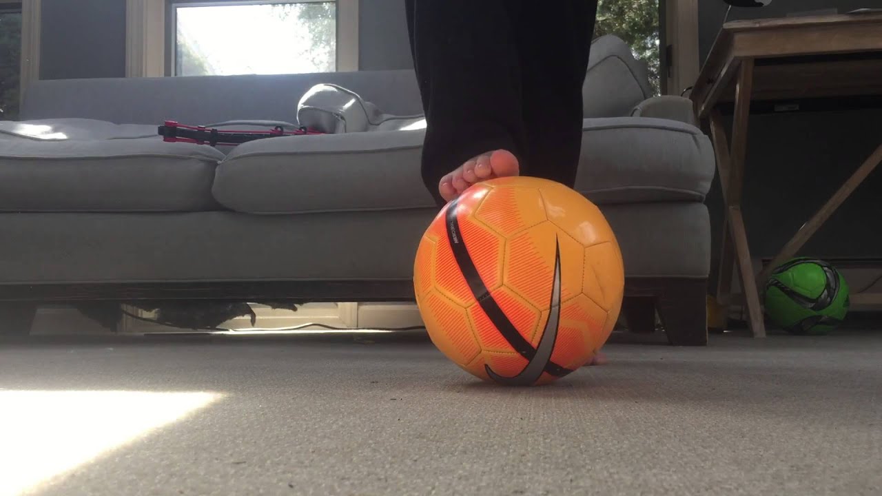 5 Easy Flick Up Skills - YouTube