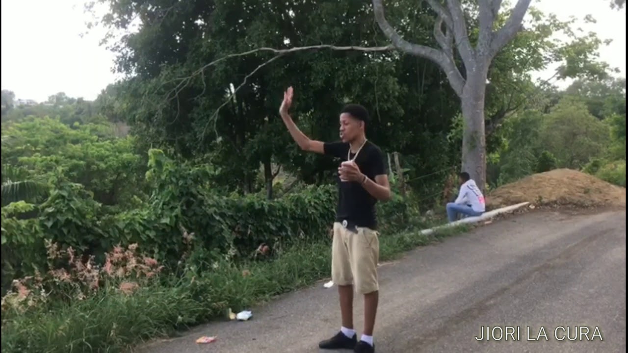 EL JARDINERO (JIORI LA CURA) - YouTube