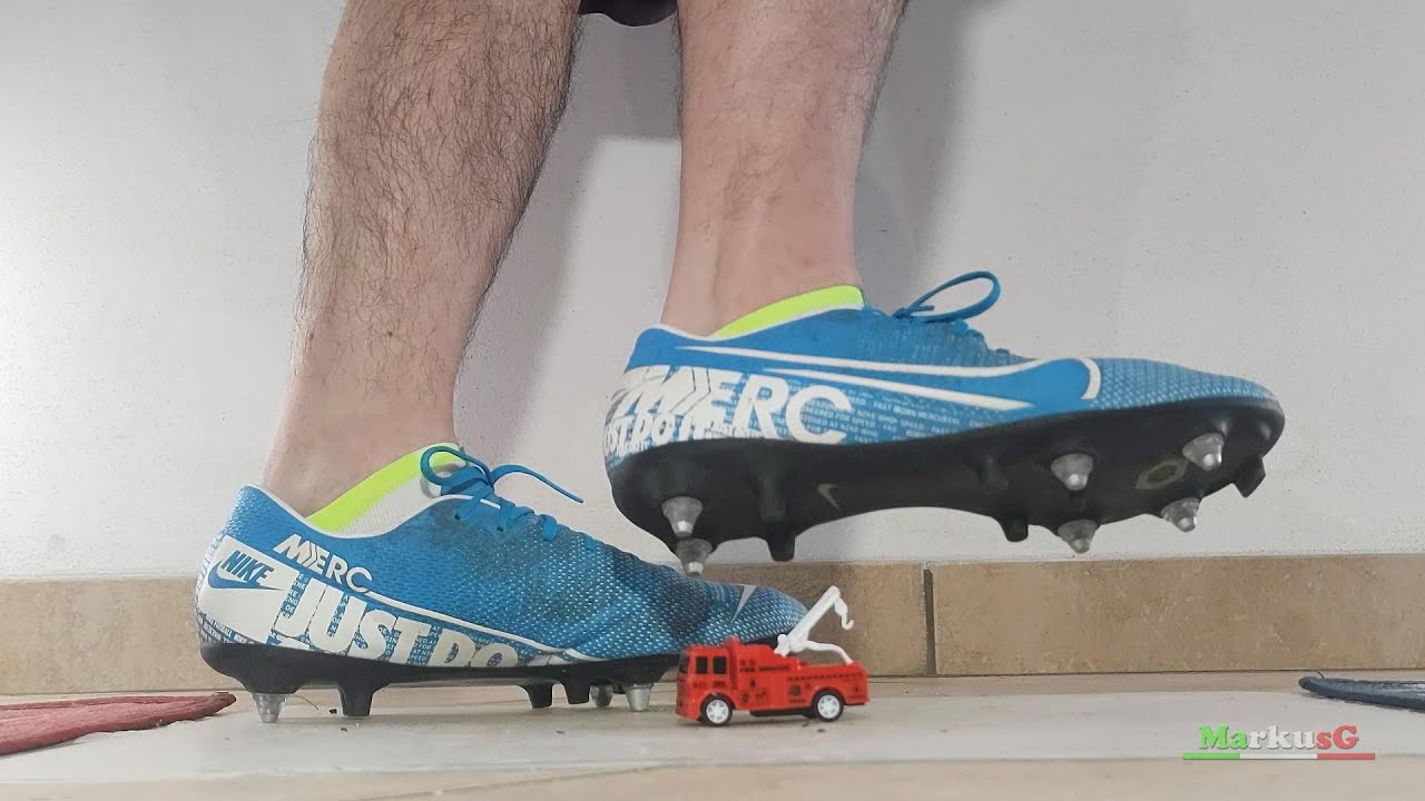 [STOMP👟] Plastic trucks stomped under Nike Mercurial soccer metal ...