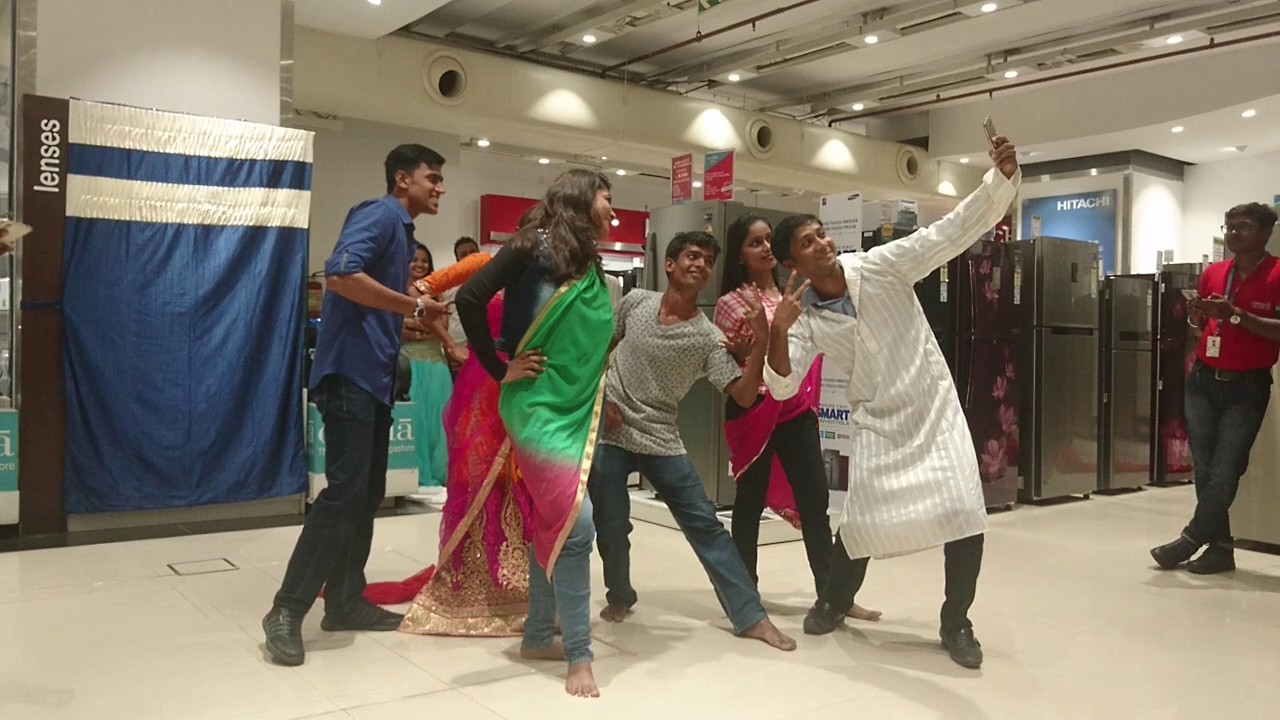 Comedy Nights in Croma Malad_Selfie group act. - YouTube