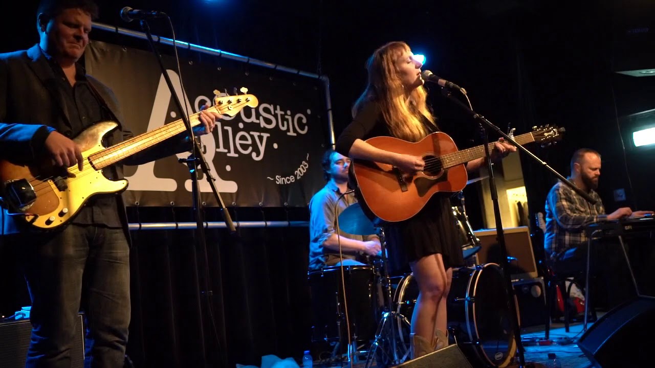 Amanda Anne Platt & the Honeycutters in Acoustic Alley Den Haag 8 maart ...