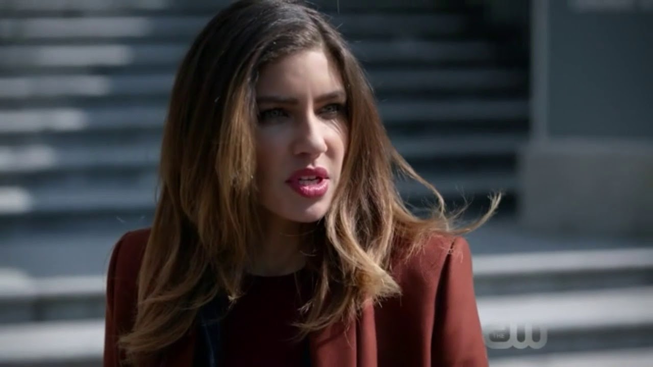 Arrow 6x21/Curtis, Dinah and Rene talk/Diez has Rene daughter/Oliver ...