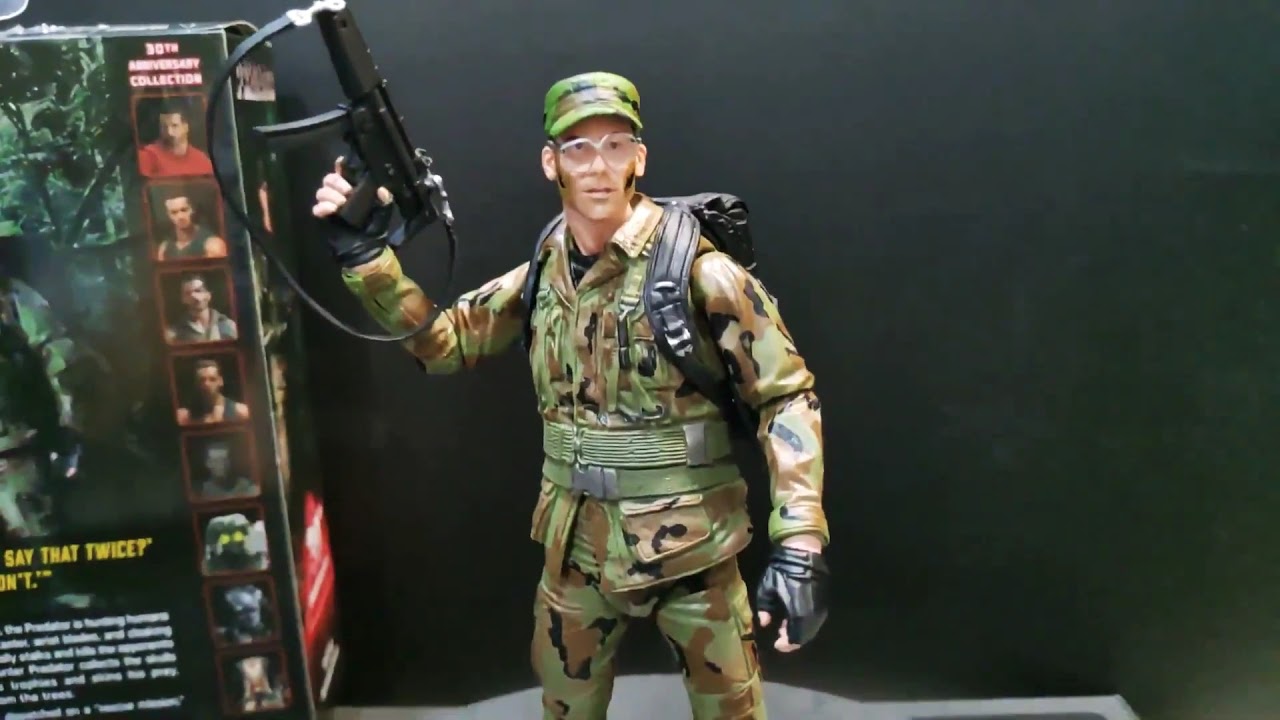 SDCC Predator NECA Rick Hawkins Figure 30th Anniversary 2018 - YouTube