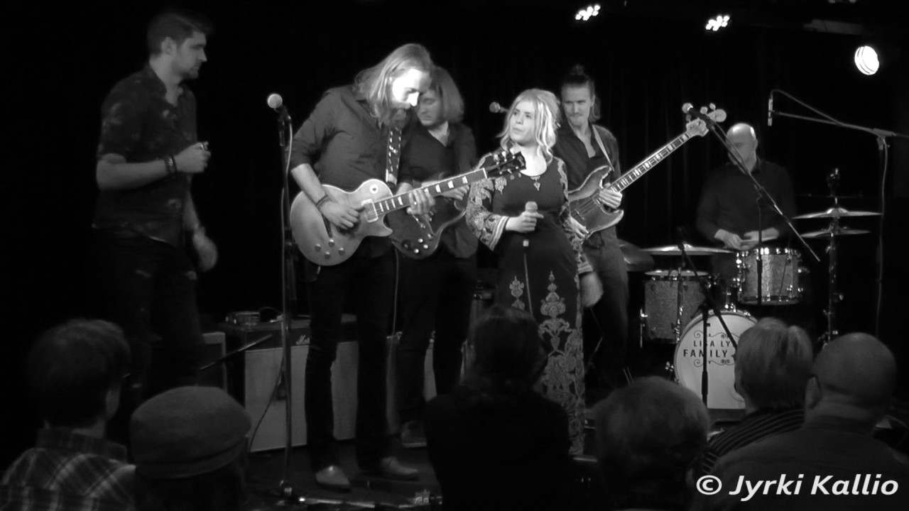 Lisa Lystam Family Band (video Jyrki Kallio) - YouTube