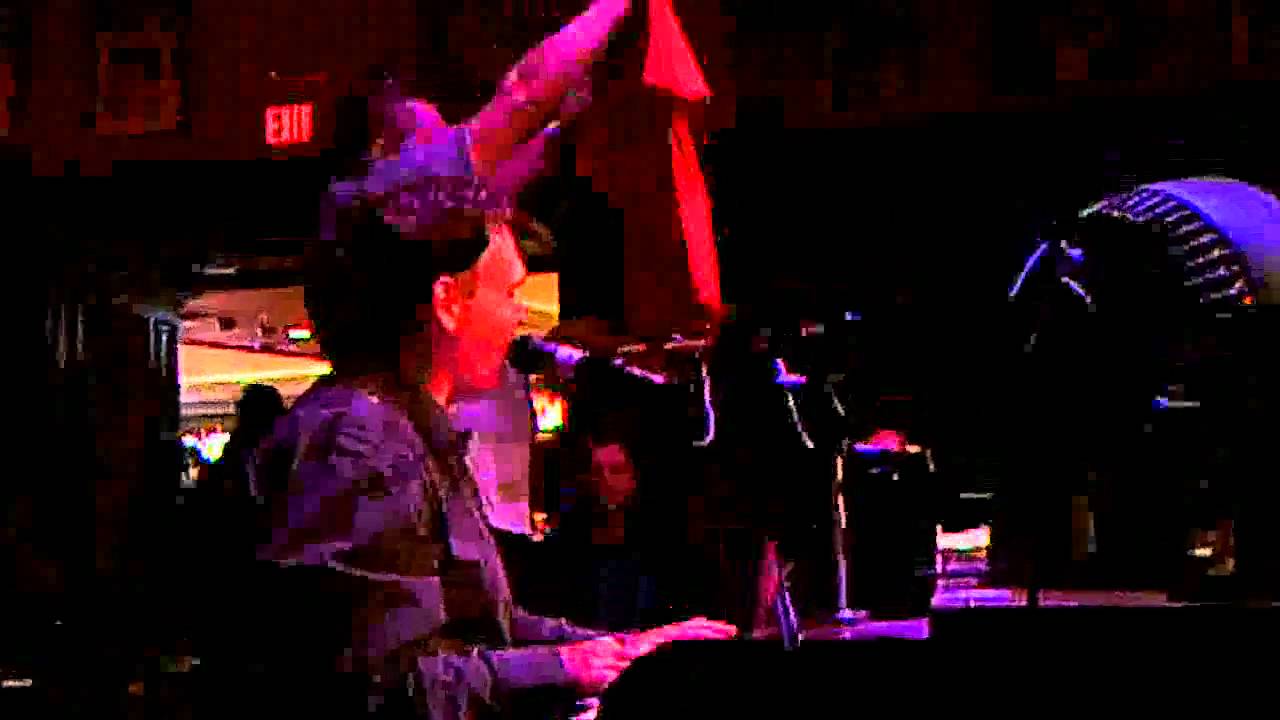 Joe Martell / "Taking Care of Business" / Harrahs Las Vegas Dueling ...
