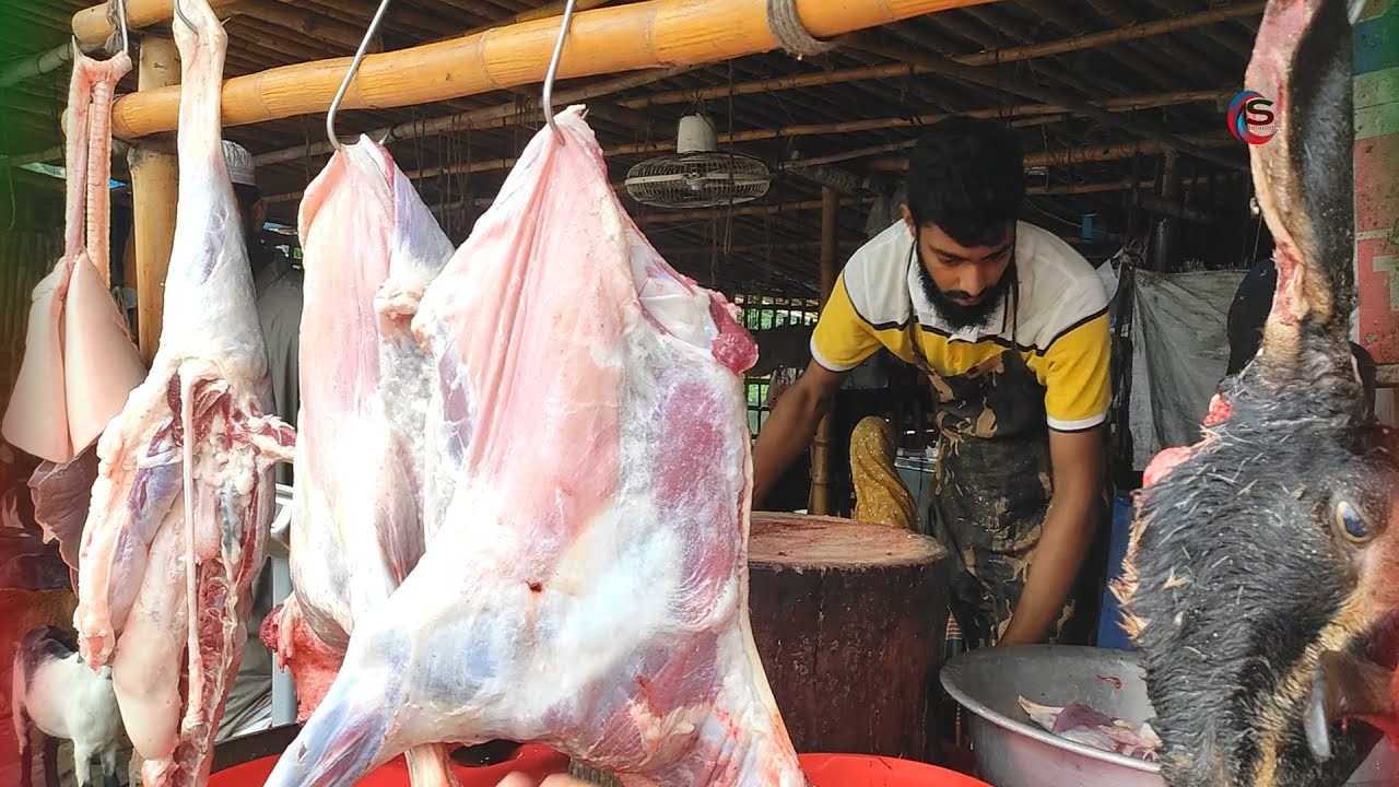 Amazing Mutton Shop at Maradiya Roadside Market | Mutton Leg Cutting ...