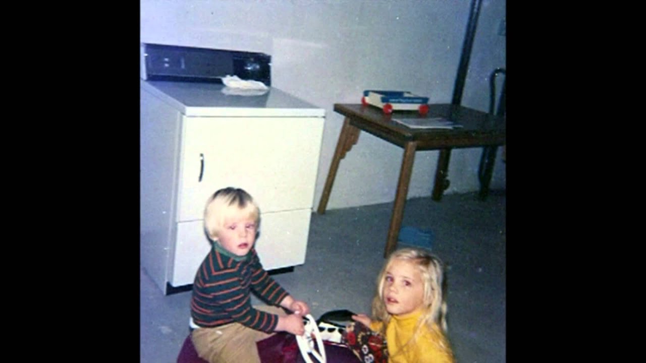 The Logan Kids 1976 - YouTube