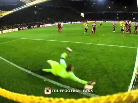 Manuel Neuer'in Kurtarışları ● Manuel Neuer Save's
