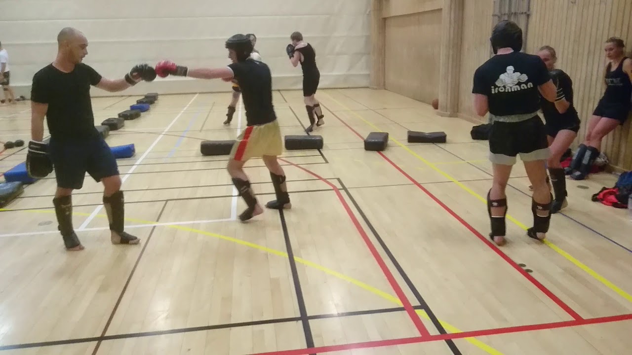 Light sparring 03, Jan 31 2018 - YouTube