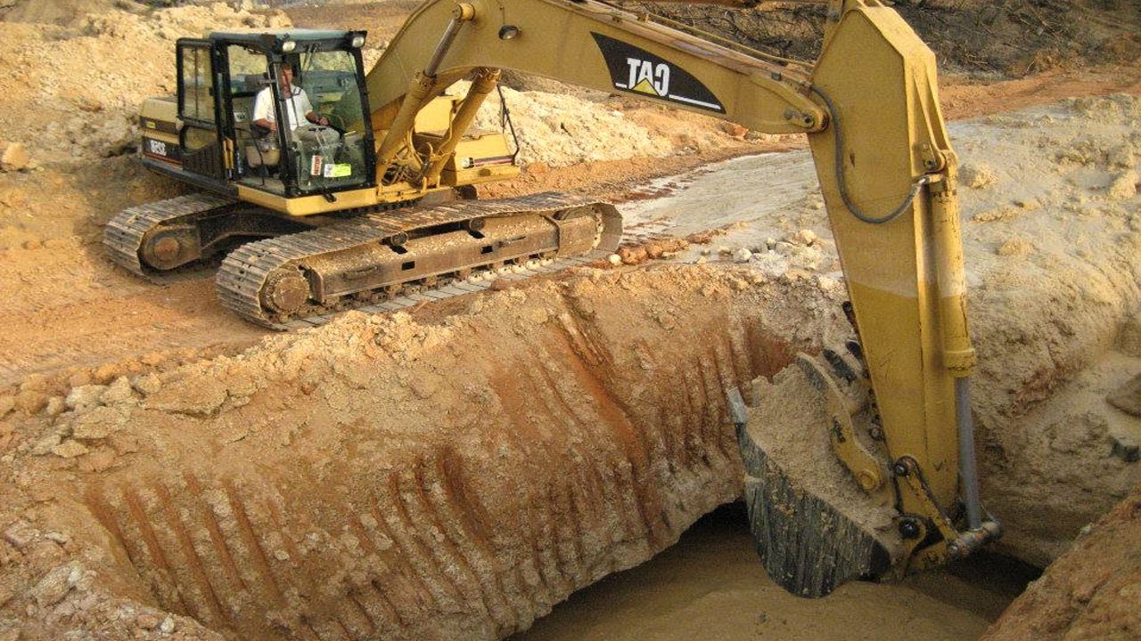 Extreme Dangerous Biggest Excavator Operator Skills | digger driver ...