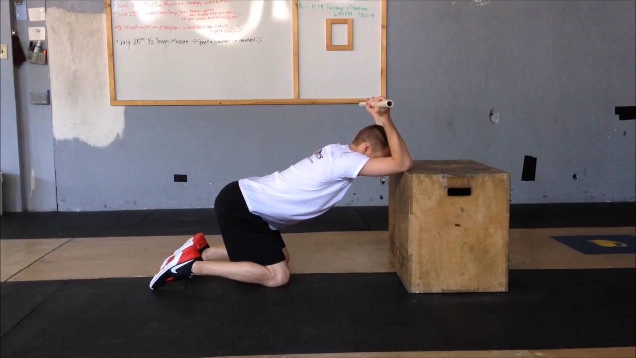 Bench Thoracic Spine & Lat Stretch - YouTube