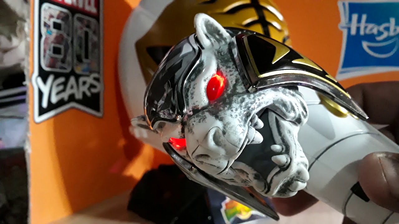 Power Rangers Lightning Collection White Ranger helmet and Saba review ...