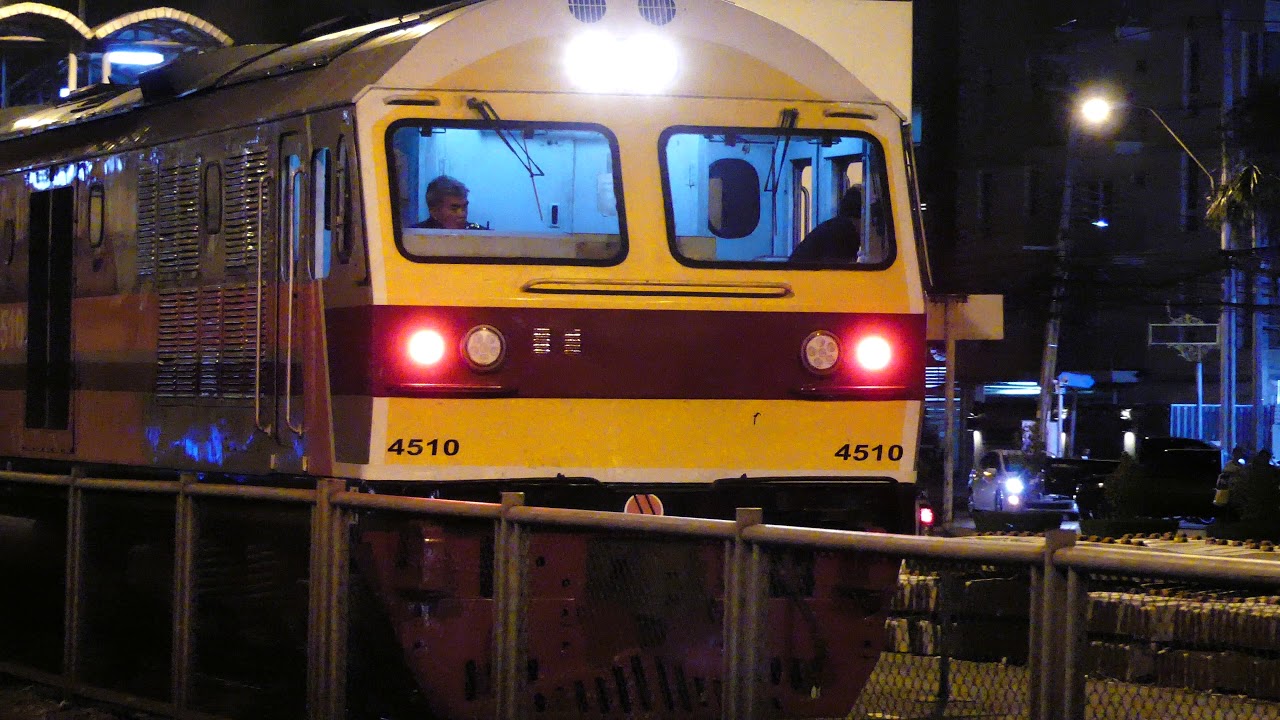 รถไฟไทย # ขบวนรถด่วนพิเศษที่ 13 กรุงเทพ - เชียงใหม่ / HITACHI 4510 ...