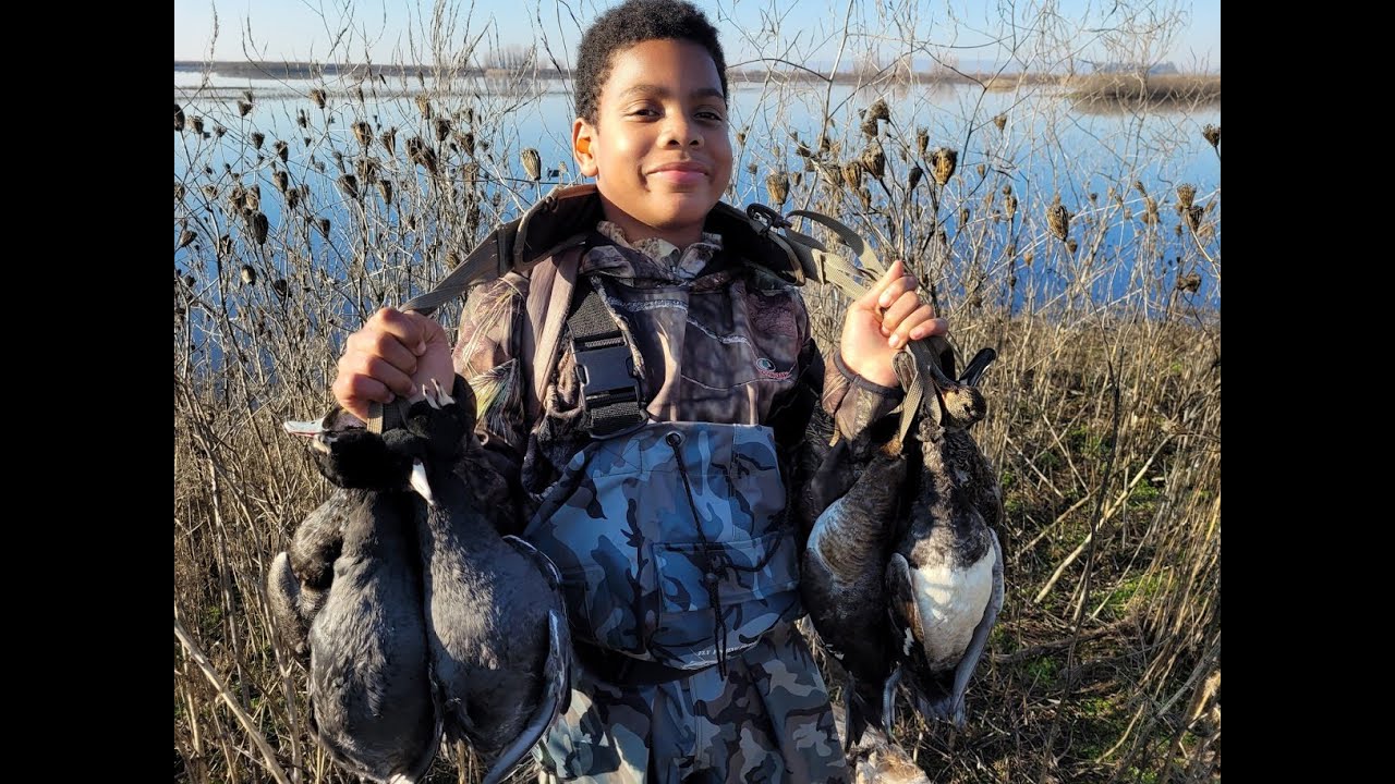 Duck Hunting , Yolo with Jojo (catch, clean, cook) - YouTube