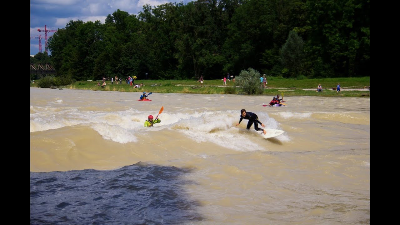 ISAR SURF FRICTION - River Surfing Munich - YouTube