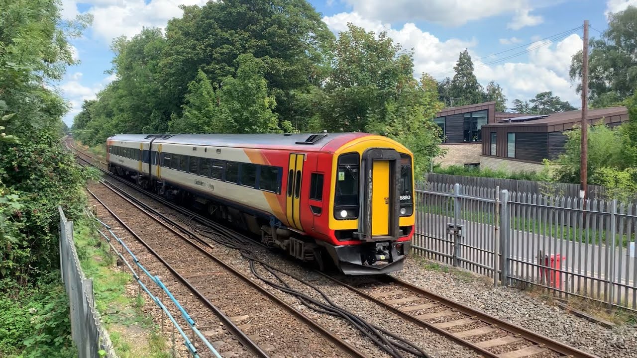 Class 158 Sprinter | 158880 | South Western Railway - YouTube