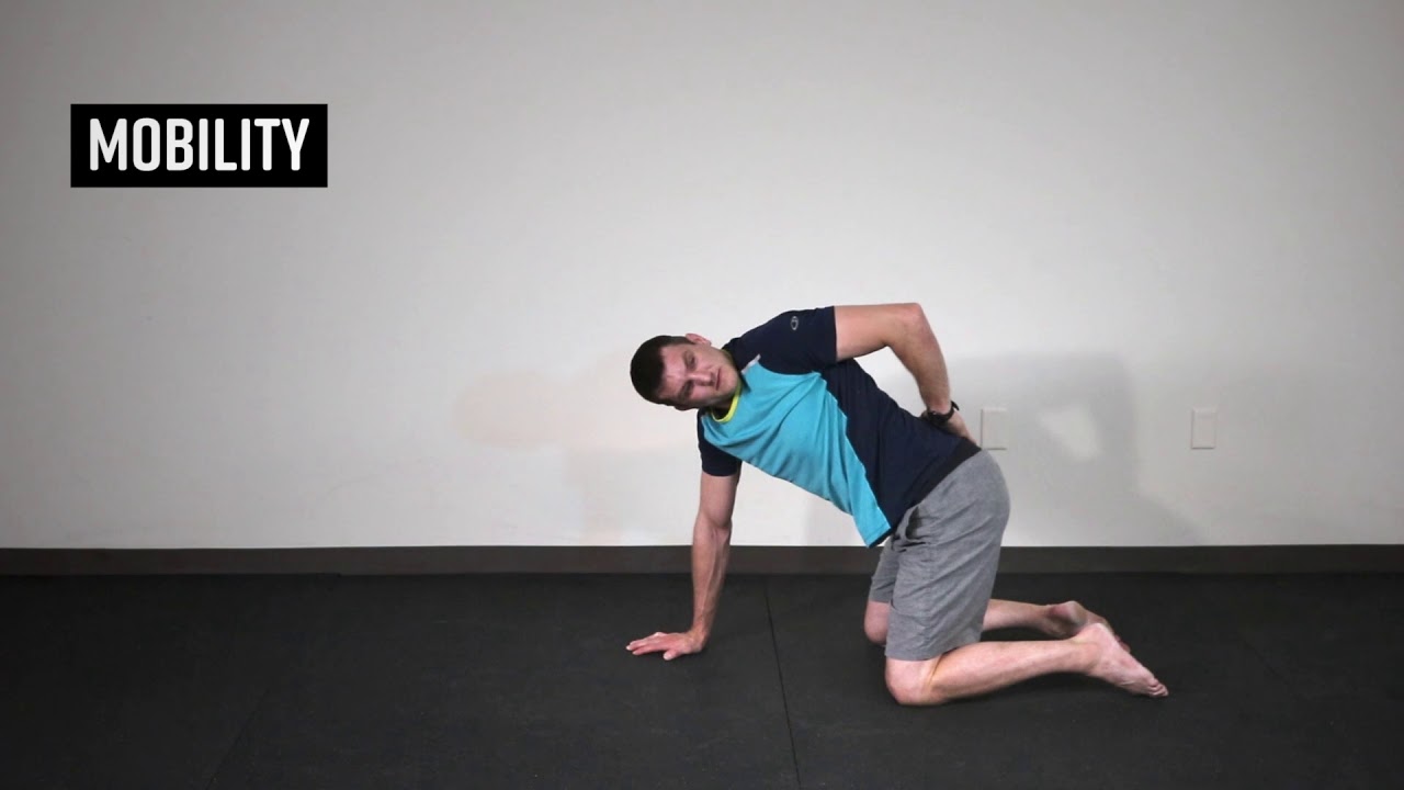 Thoracic Spine Rotation - YouTube