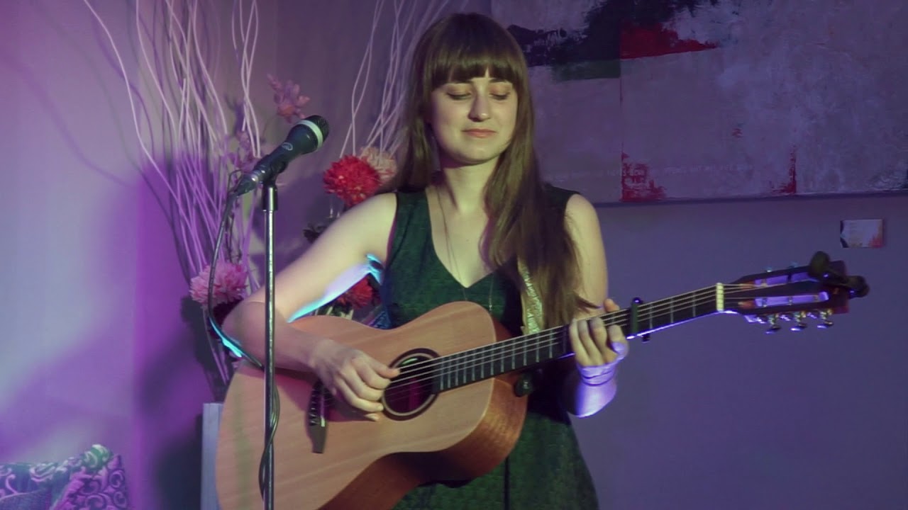 Carmina Reyes in Conzert @Cafe Amira - Teil 2 - YouTube