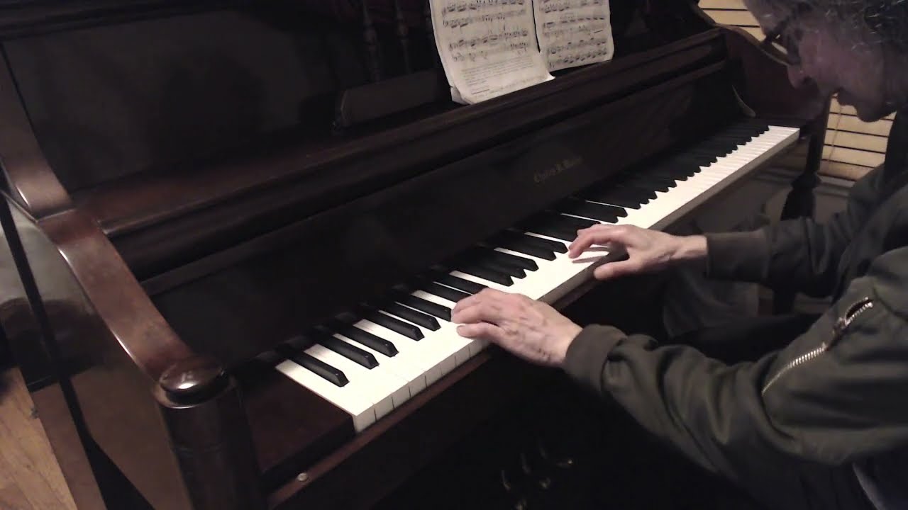 (HD) Piano Technique: 4-note arpeggios in inversions leading to spaced ...