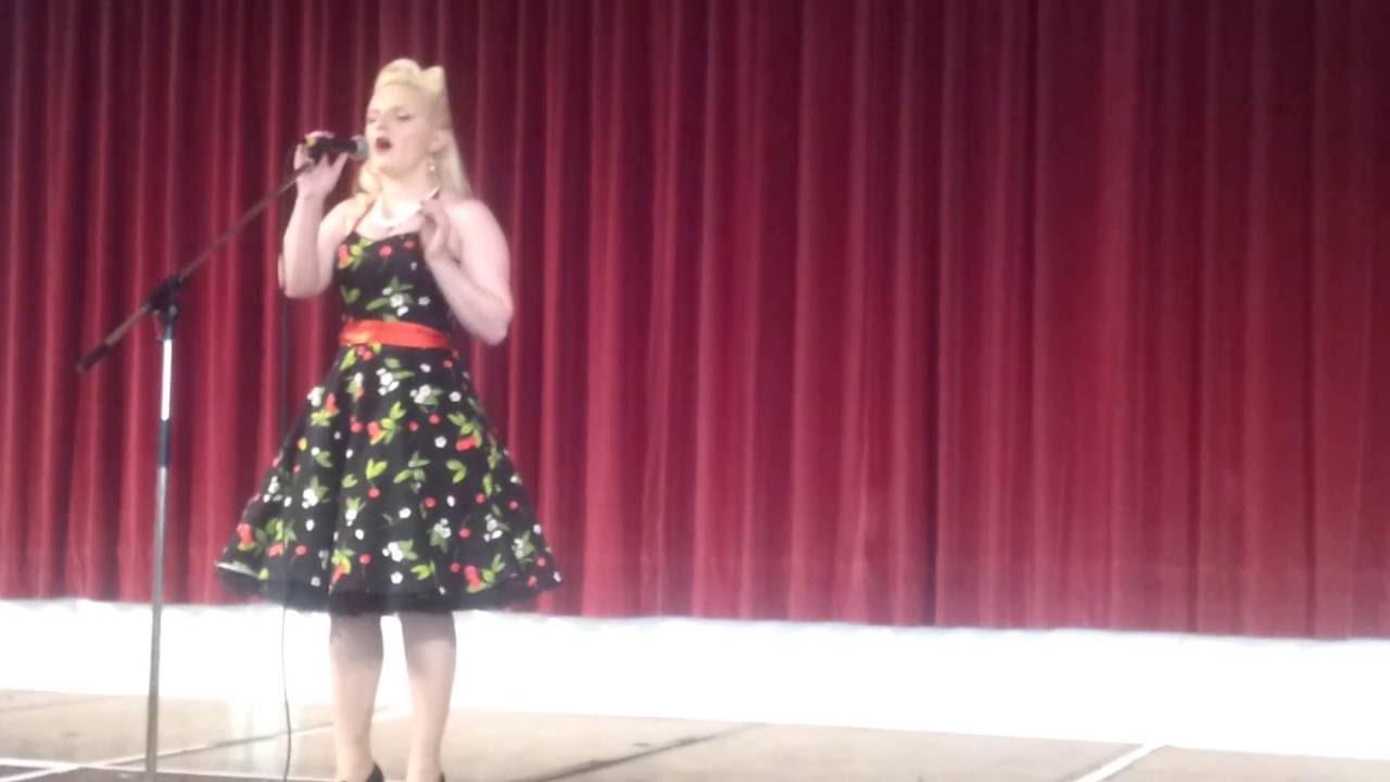 Scarlet Carson - Singing Debut (1) - YouTube