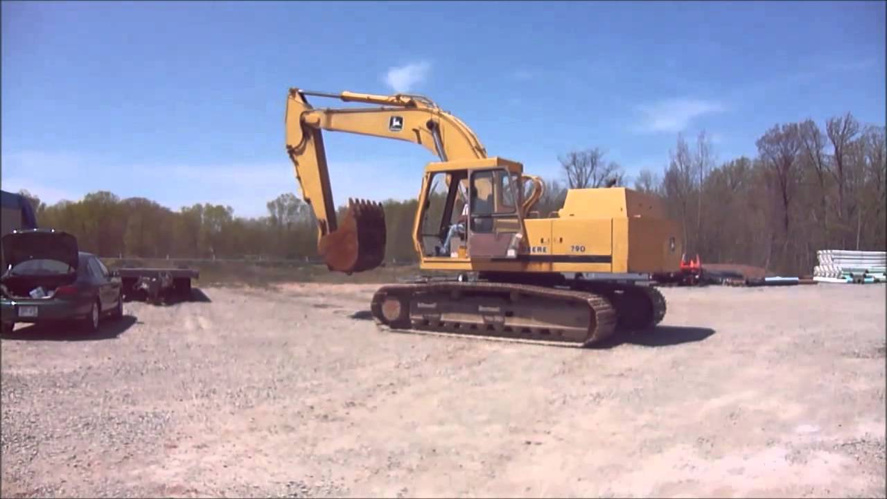 Big Iron Online Auction, Deere 790 Excavator, June 29, 2013 - YouTube