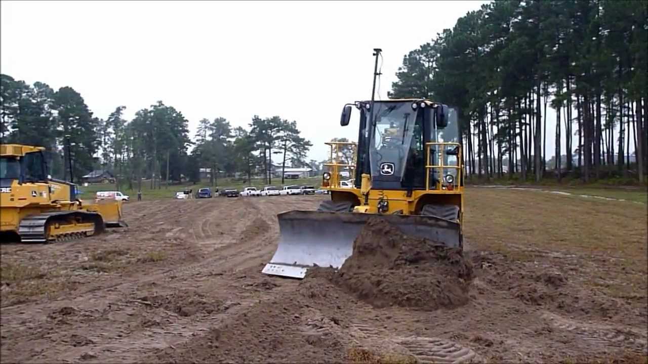 Deere 764 High Speed Dozer Grading - YouTube