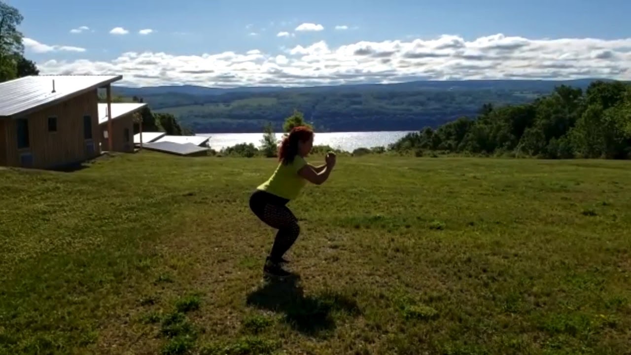 Zumba with Kathy ( Dale agachadita, squat routine) - YouTube
