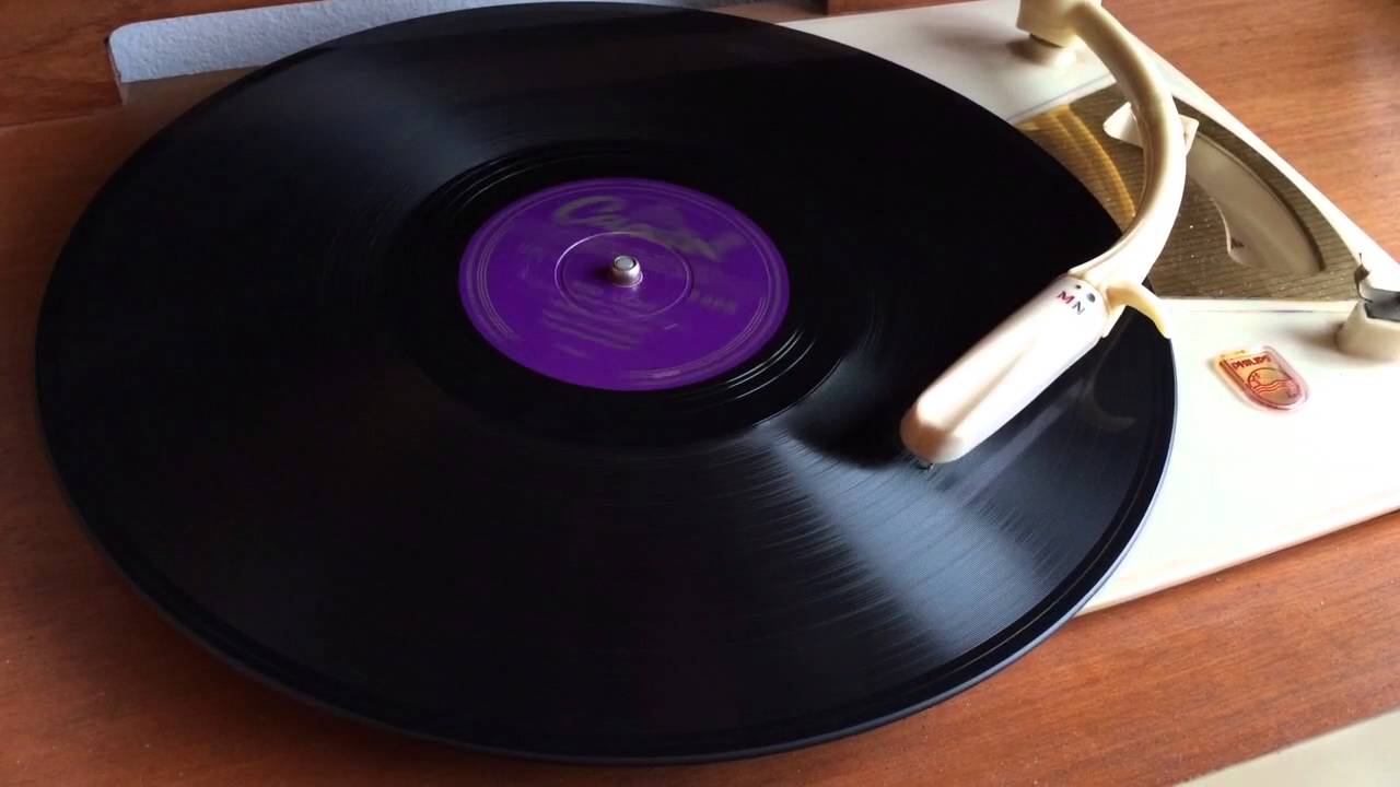 Merrill Moore - Red Light - 78 rpm - Capitol 2386 - YouTube